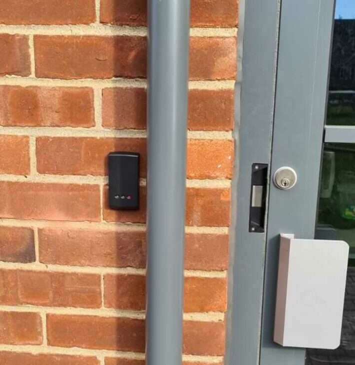 8 Benefits of Access Control Systems for Schools